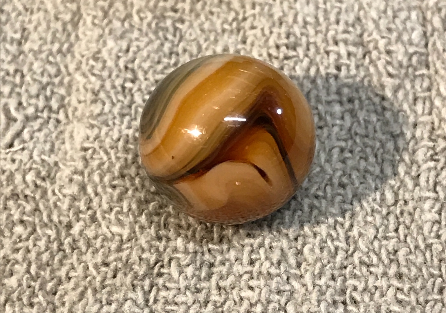 Akro Agate? - Marble I.D.'s - Marble Connection