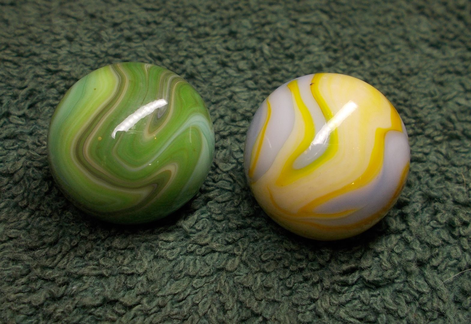 ID help please multi color swirls - Marble I.D.'s - Marble Connection
