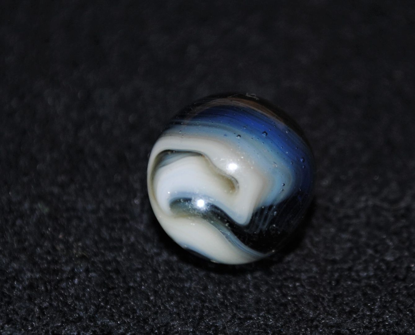 Can't figure this one out? translucent blue base .61 - Marble I.D.'s ...