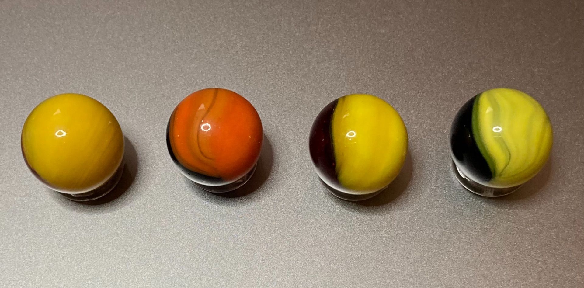 Akro or Master Patches? - Marble I.D.'s - Marble Connection