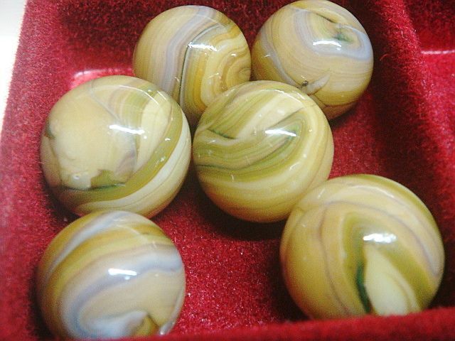 What are the Marks of a Tater Bug? - Marble I.D.'s - Marble Connection