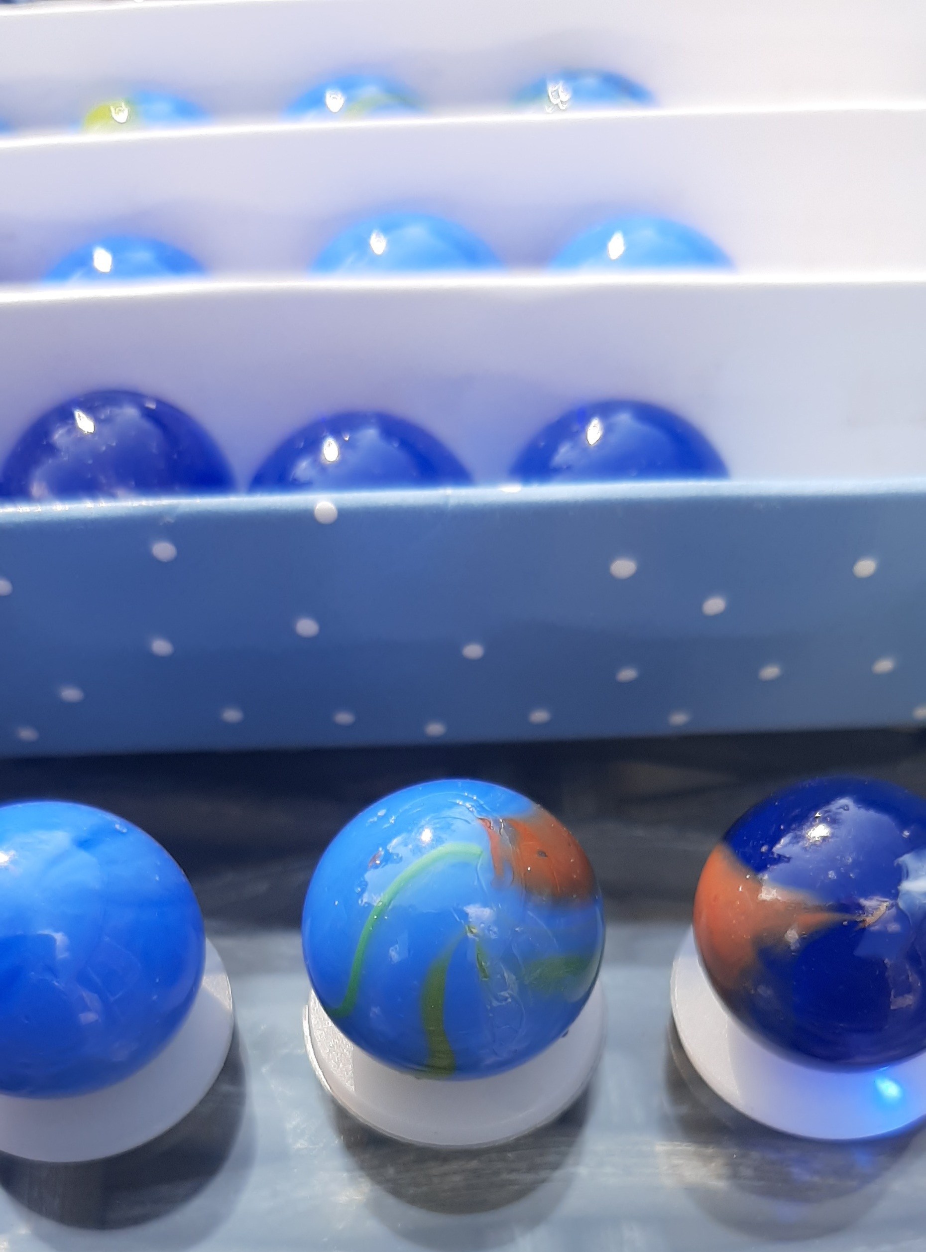 Little box of marbles - Marble I.D.'s - Marble Connection
