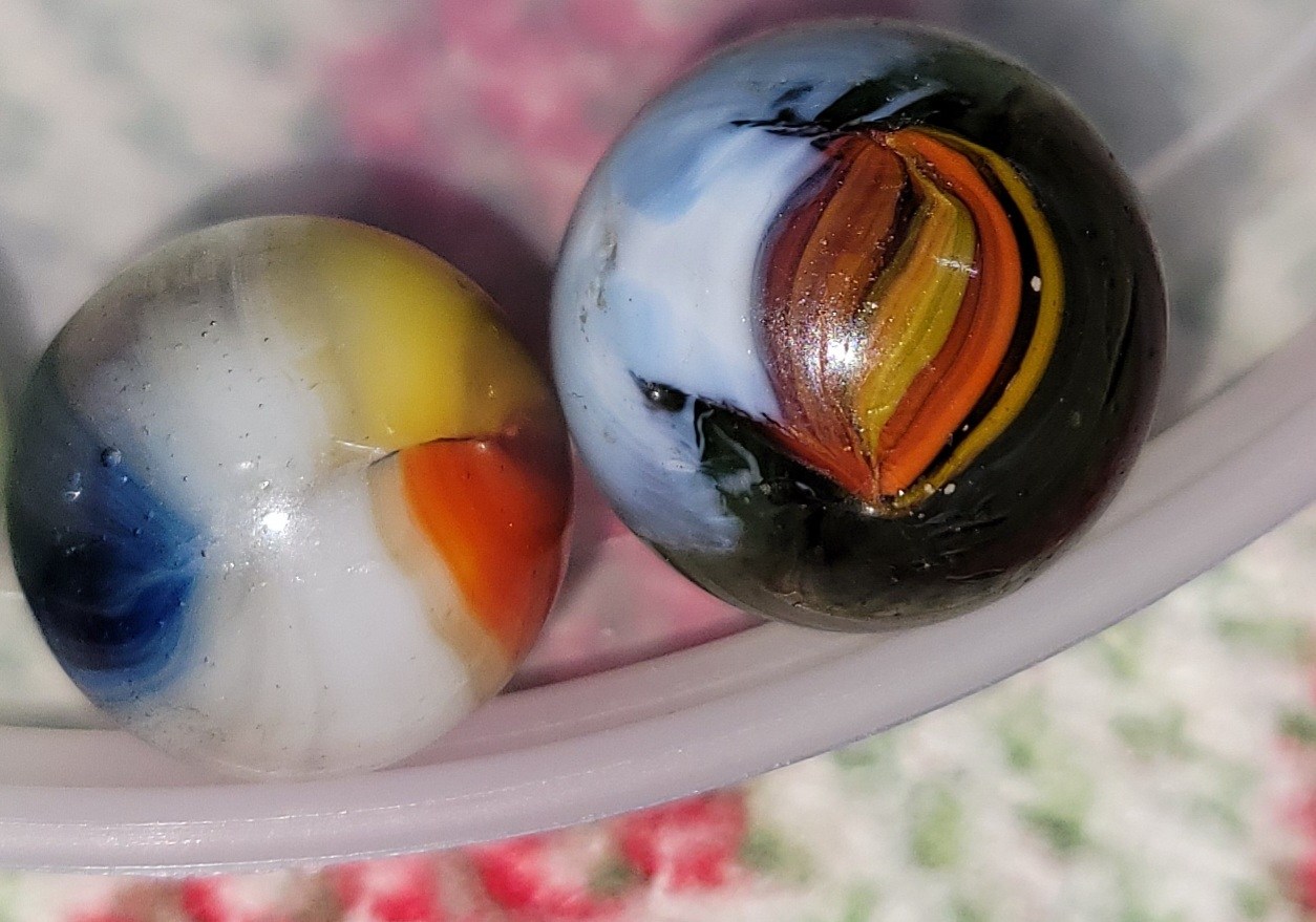 ID help needed for 2 marbles - Marble I.D.'s - Marble Connection