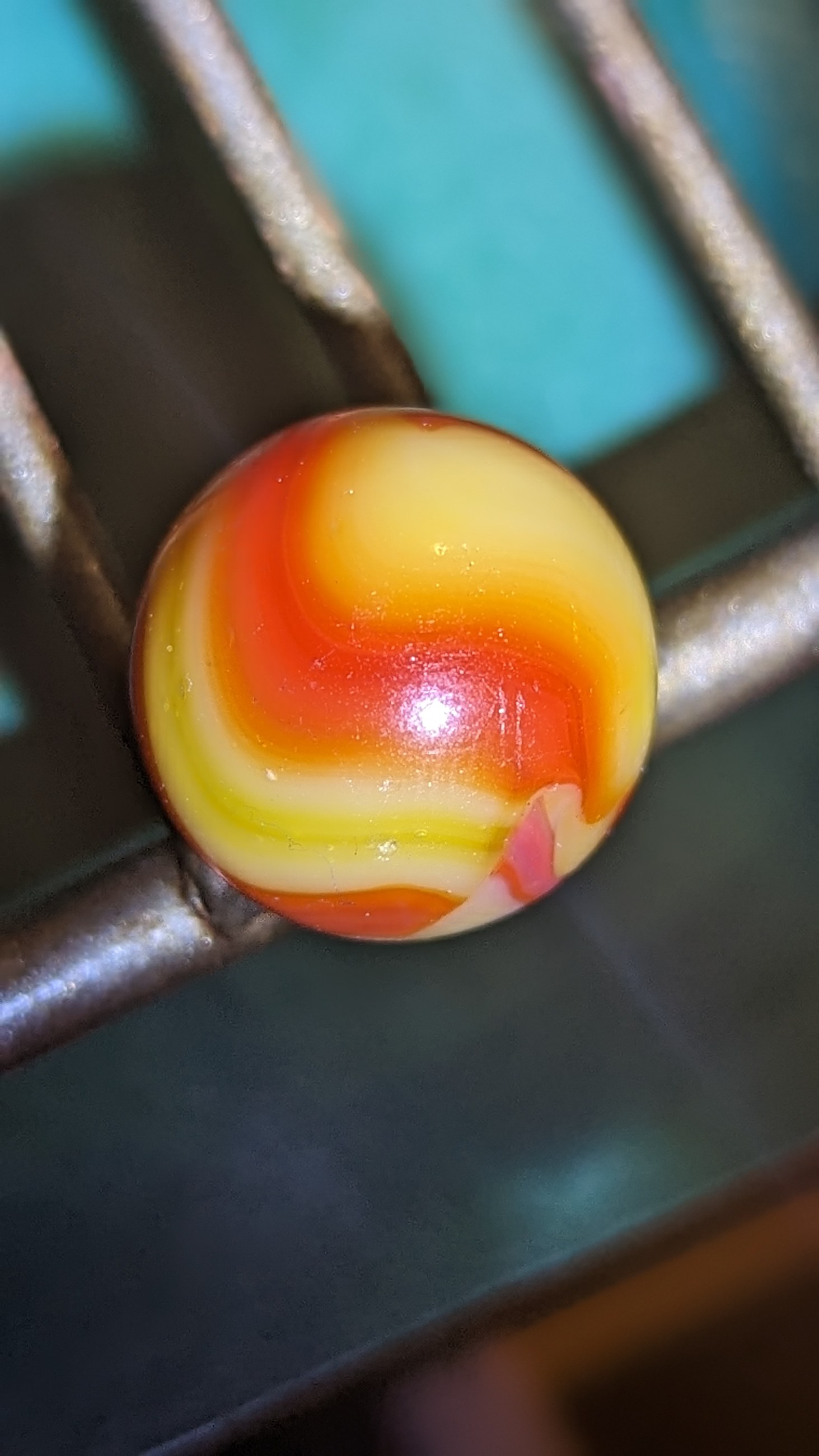 A peltier tan base with red and yellow ribbons? - Marble I.D.'s ...